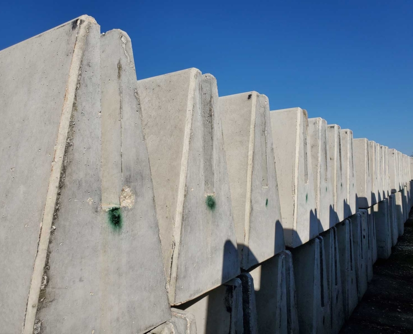 Single Slope Concrete Barrier - Summit Precast Concrete, LP Montgomery, TX
